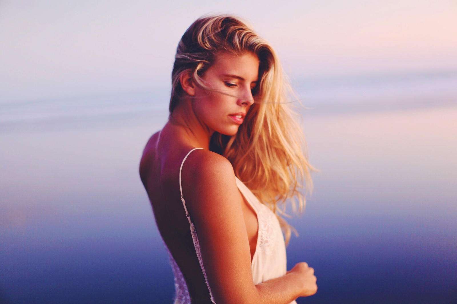 MAGALI SUNSETS MAGALI SUNSETS